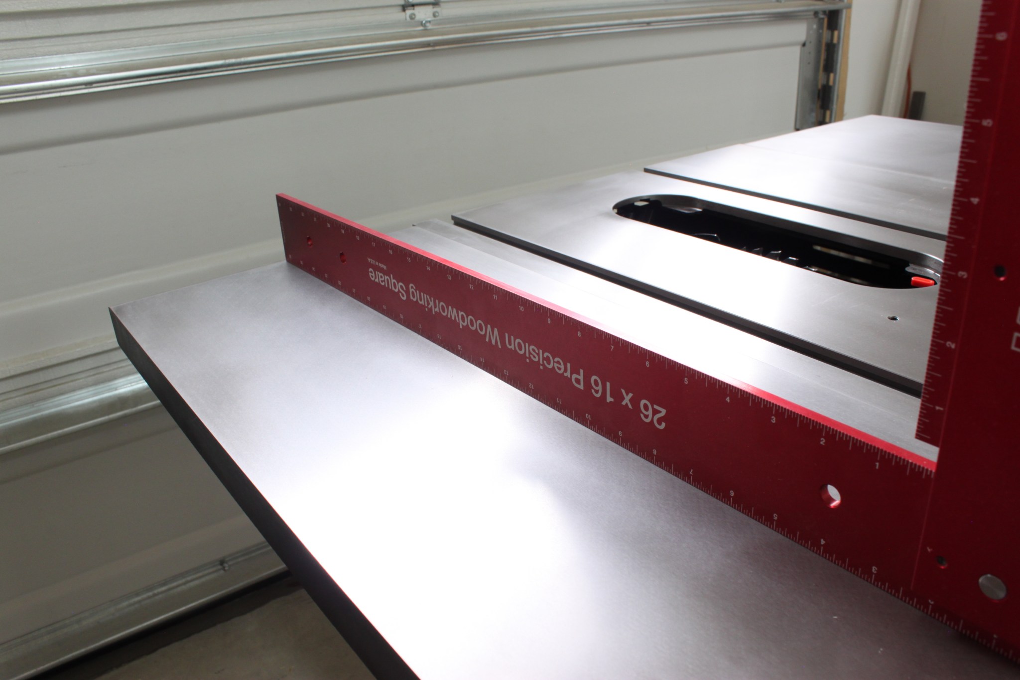 The Fameless Woodworker – Inconspicuously Working Wood